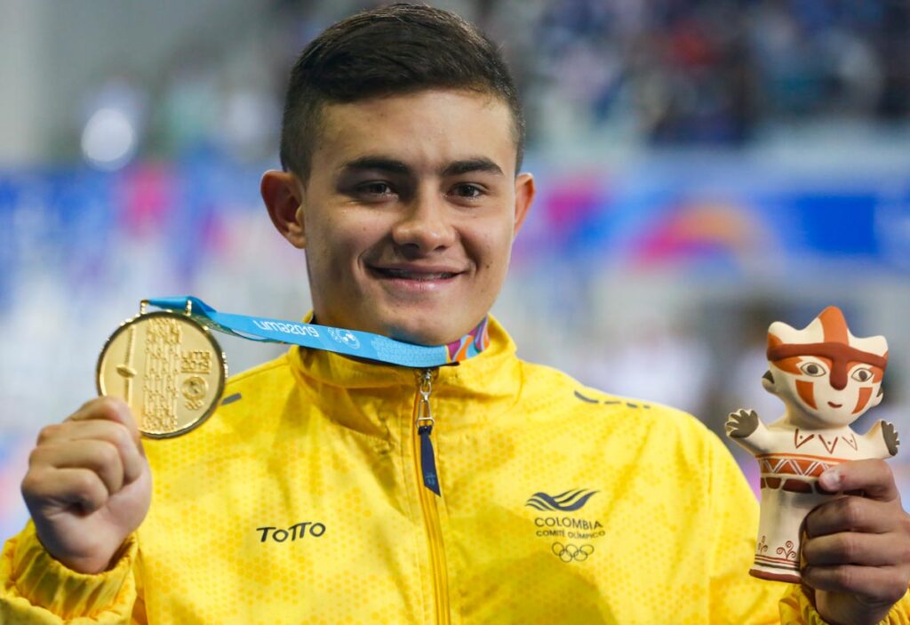 The Colombian Swimming Federation commits to the professional training ...