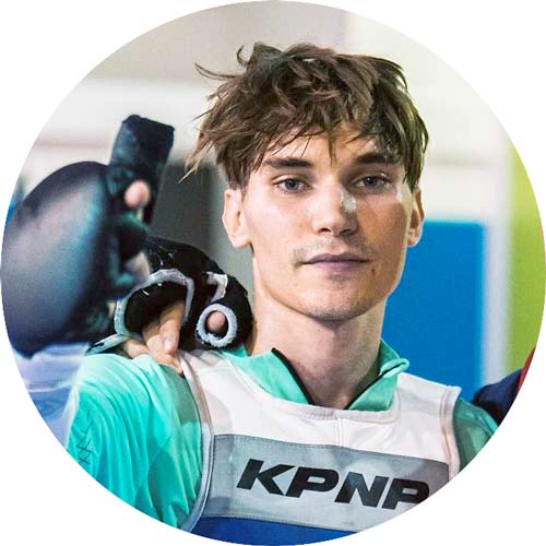 Berta Ferreras, Abril Conesa y Hugo Arillo son los deportistas del CAR ...